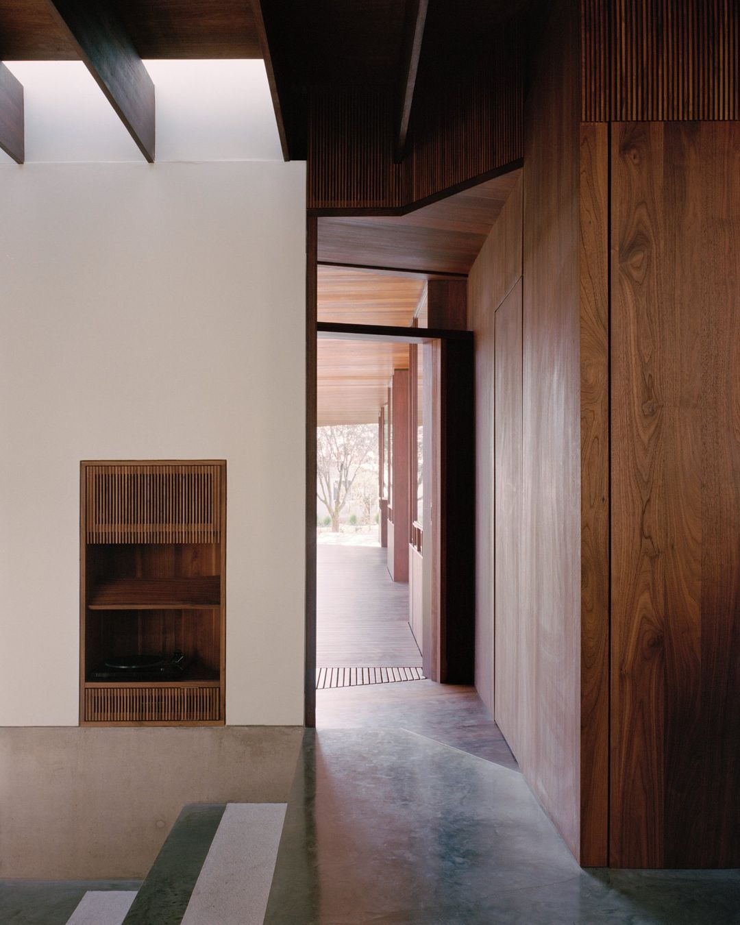 House at Flat Rock by Billy Maynard