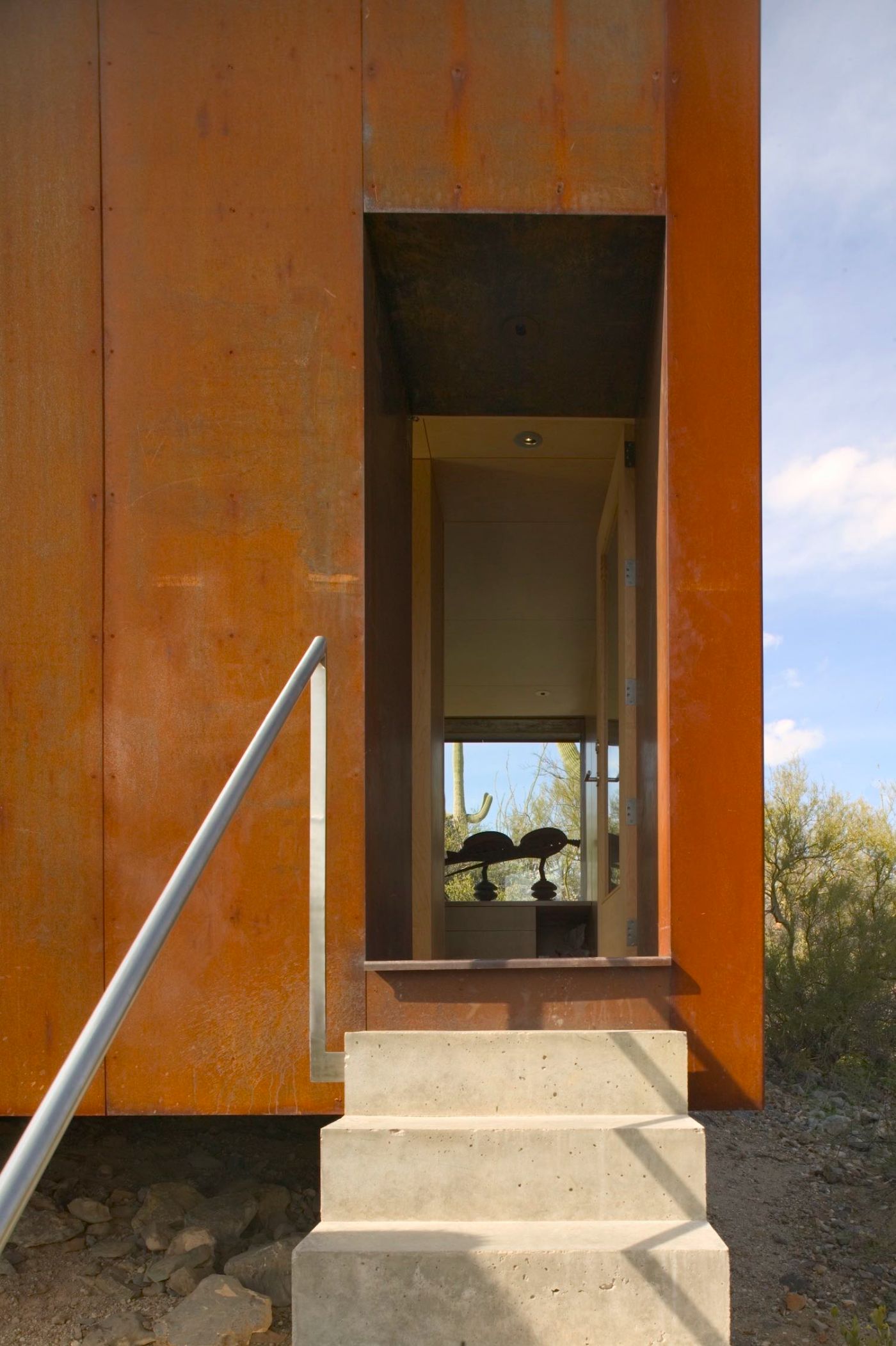 Desert Nomad House by Studio Rick Joy