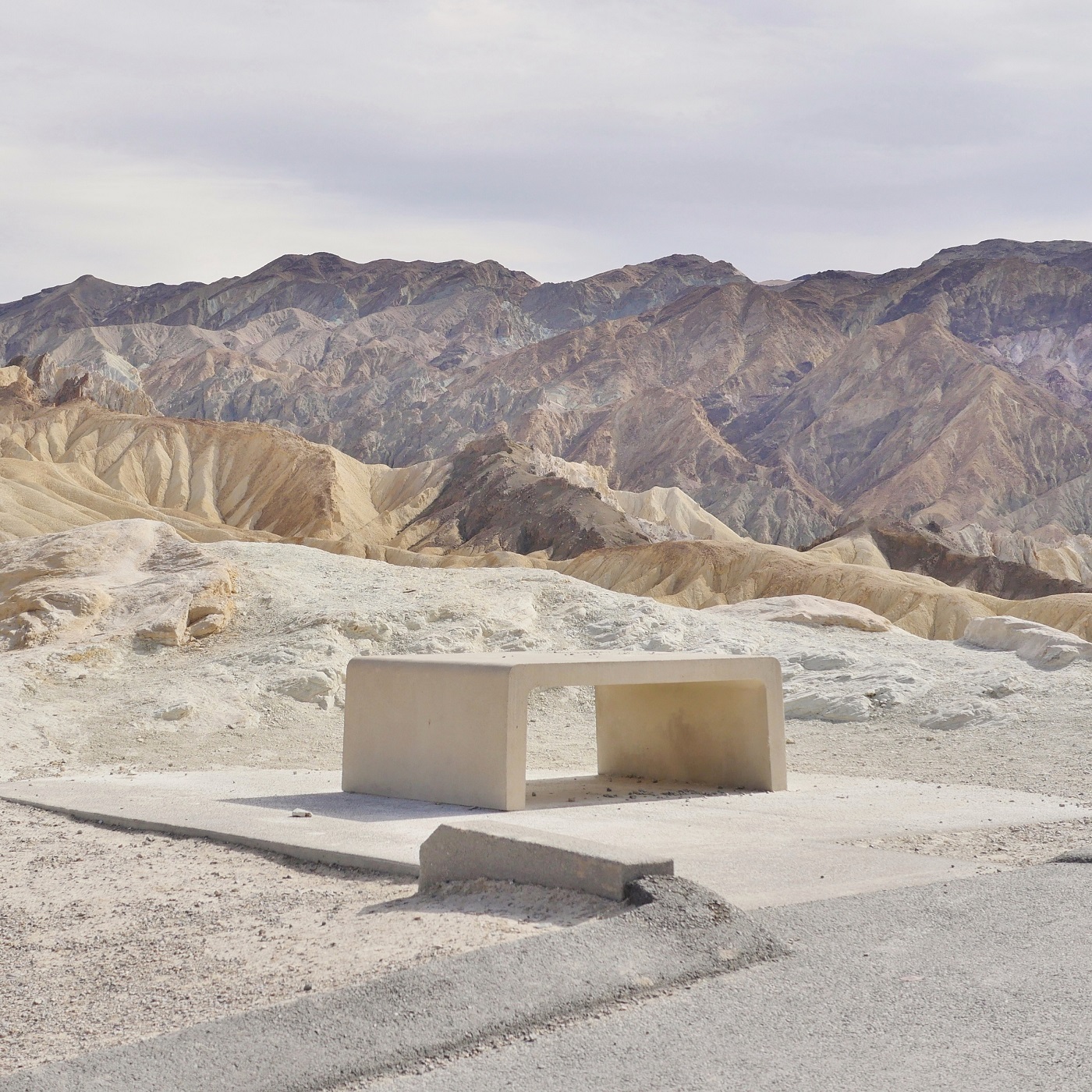 Artdoc Magazine - Online Exhibition - Beyond Aesthetics