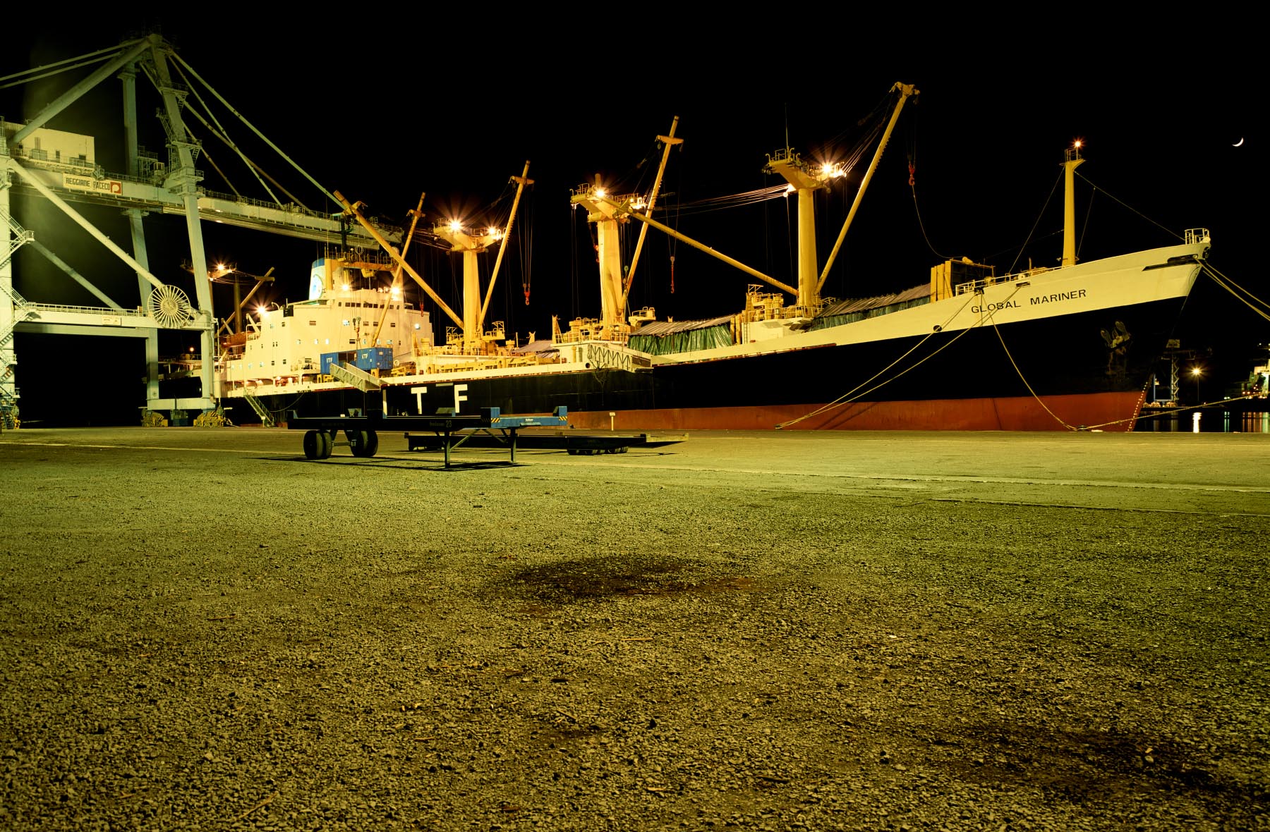 The Mirror Of Circulation: Allan Sekula And The Logistical Image