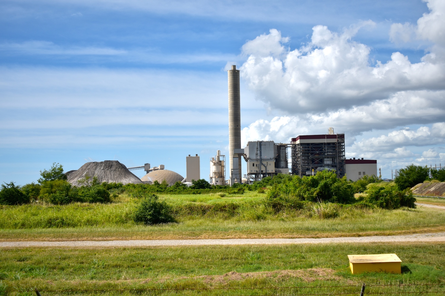 Puerto Rico’s Coal-Ash Material Publics and the Summer 2019 Boricua ...