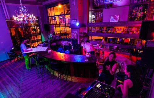 Costa Rica Nightlife 2022 Guide: Best in Jaco, San Jose & more!