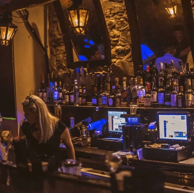 Panama Nightlife: 5 Best places to party in Panama in 2022!