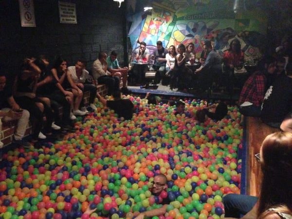 Colombia Nightlife: Top 10 spots to party the night away! [2022]