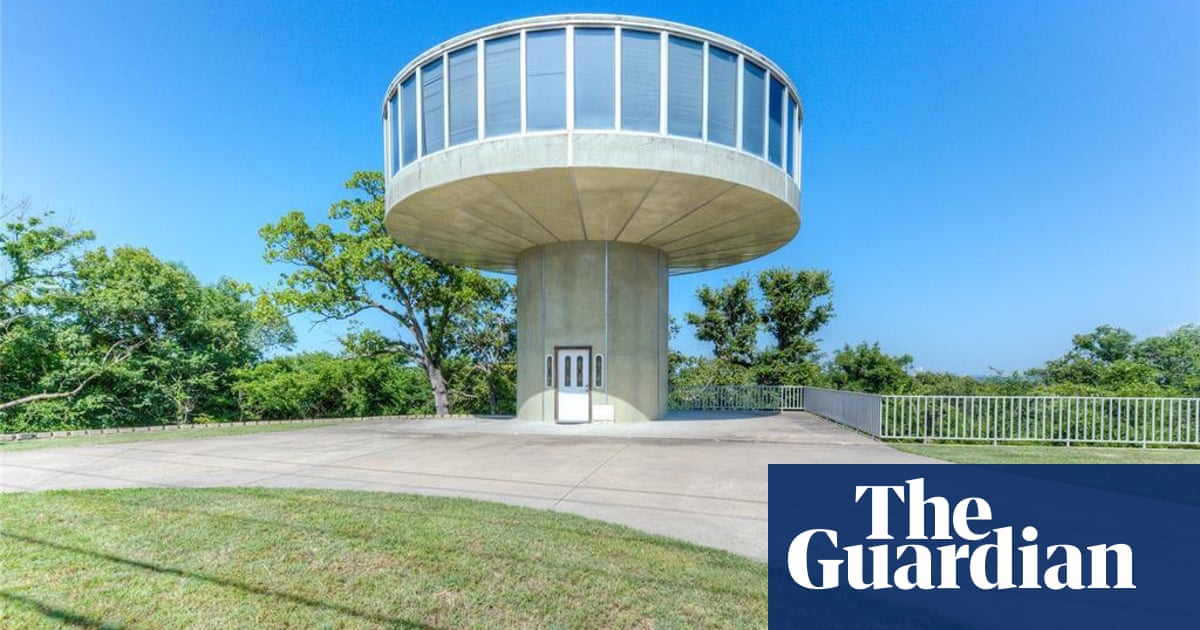 Tulsa’s futuristic ‘Jetsons house’ flies off the market | Architecture ...