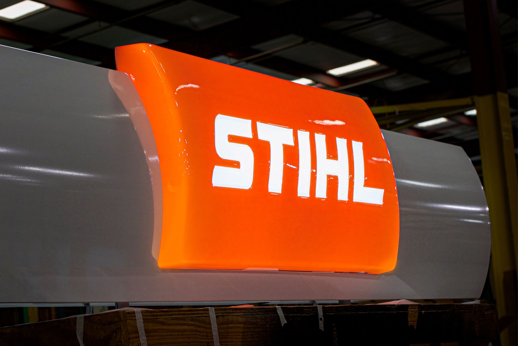 Dualite - Outdoor Equipment Signage