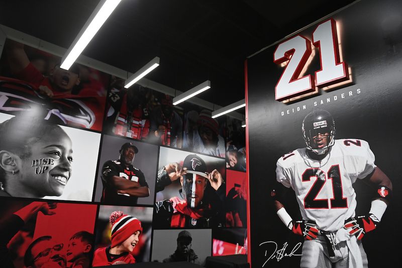 Stadium Tours | Mercedes-Benz Stadium in Atlanta, GA