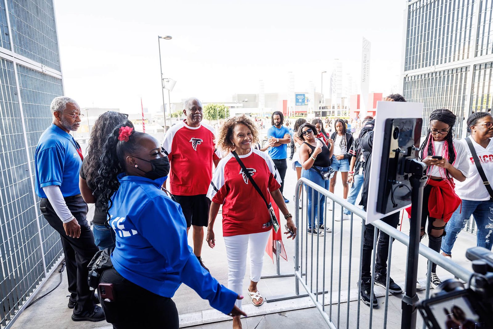 Delta Fly-Through Lanes | Mercedes-Benz Stadium Labs