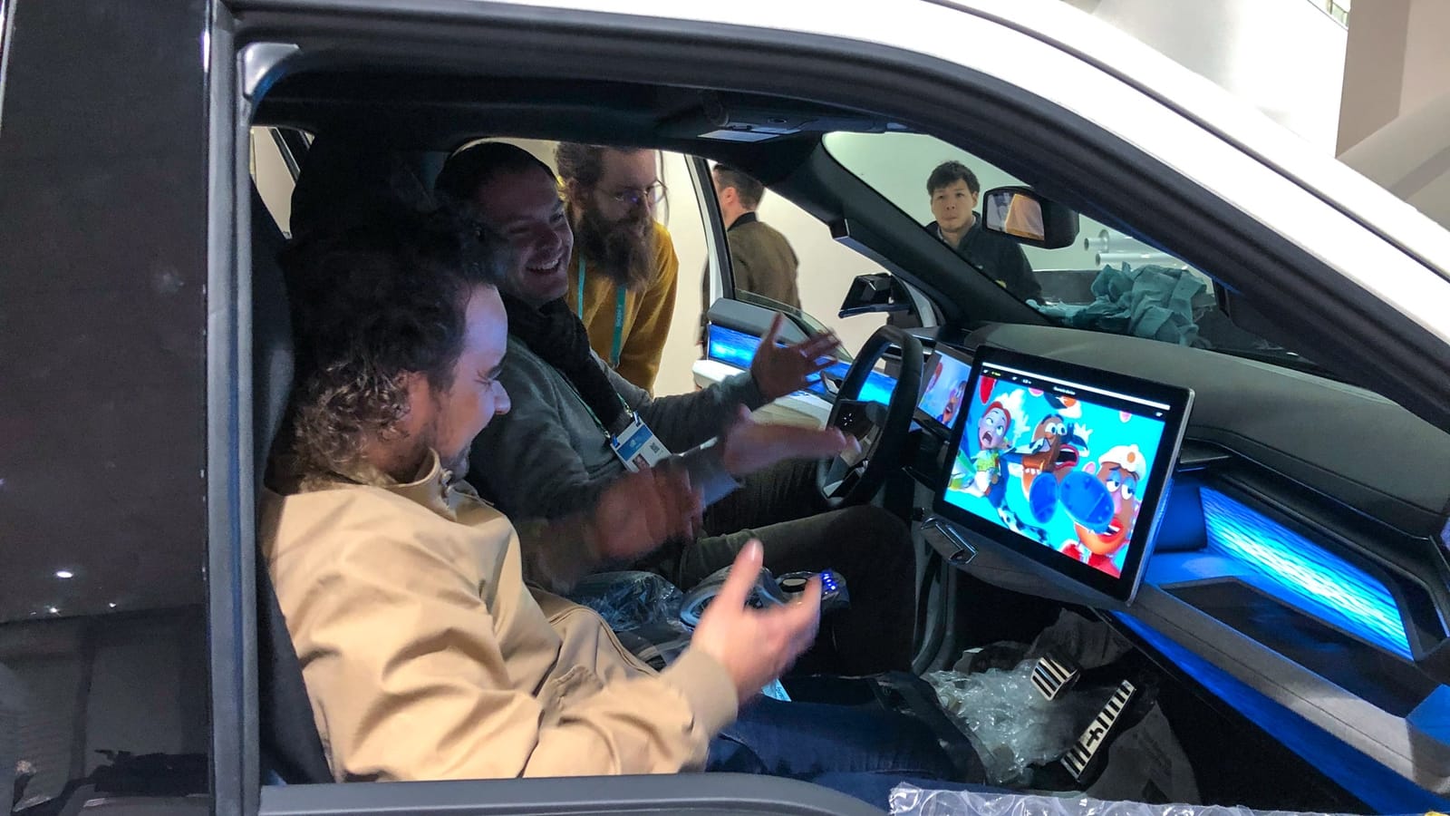 Building a fluid in-car experience together with Faurecia for CES 2020