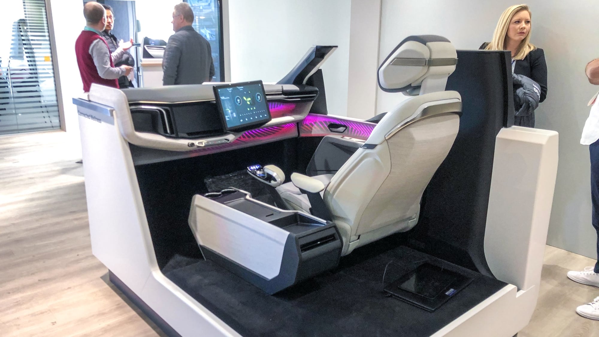 Building a fluid in-car experience together with Faurecia for CES 2020