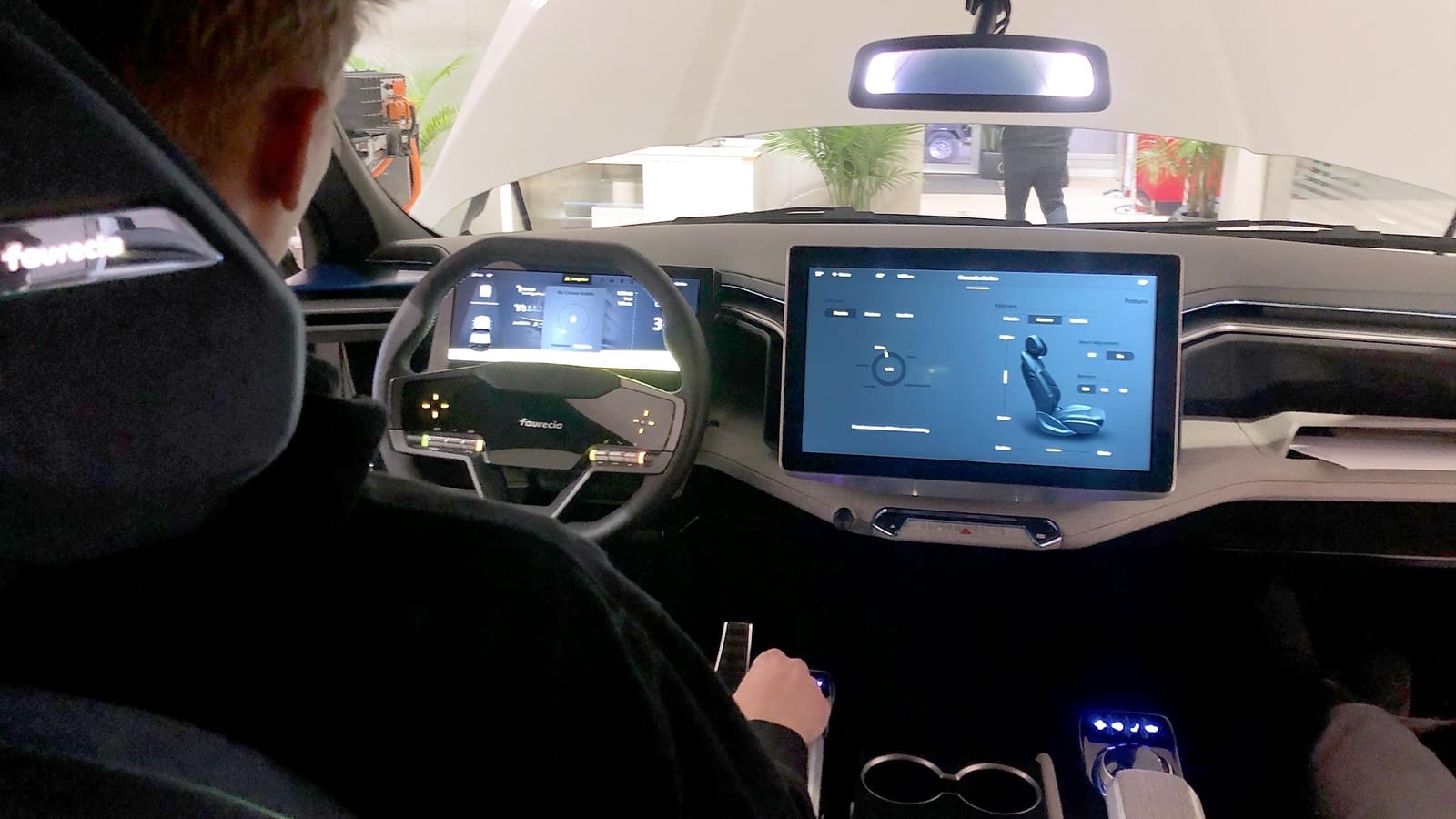 Building a fluid in-car experience together with Faurecia for CES 2020