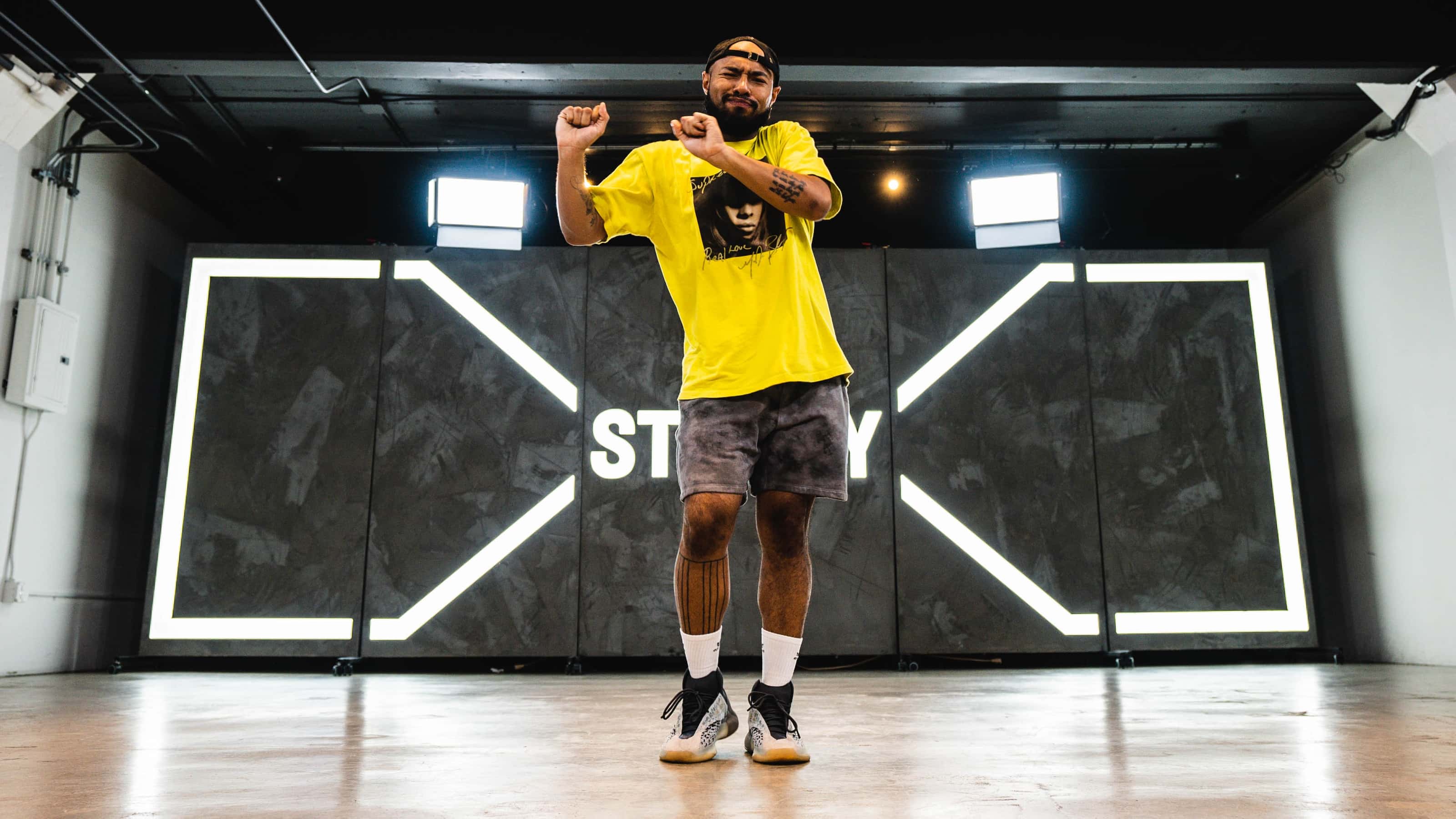 How To Do The Cabbage Patch | Dance Tutorial | STEEZY Blog