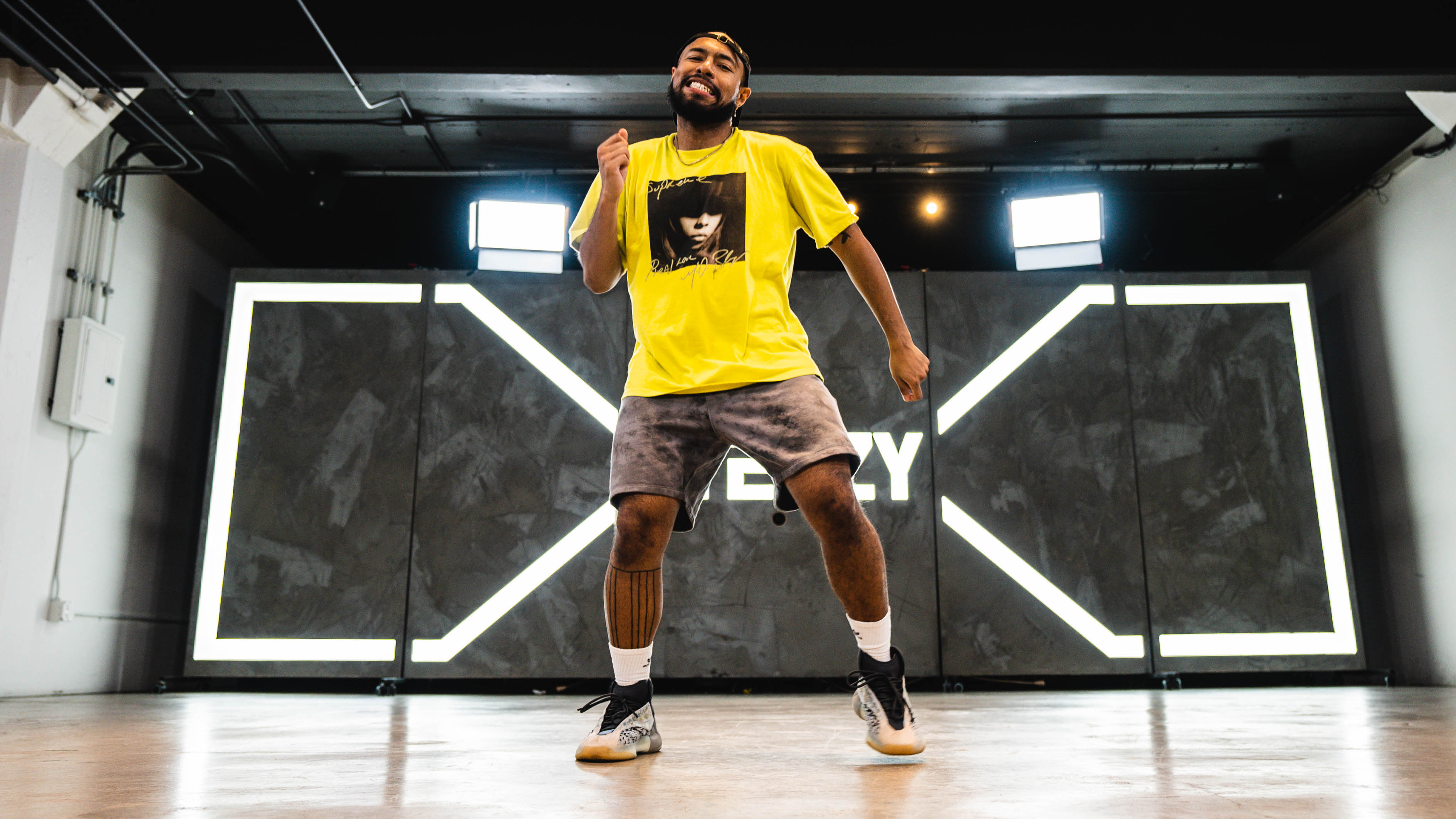 How To Do The Dougie Dance Tutorial STEEZY Blog
