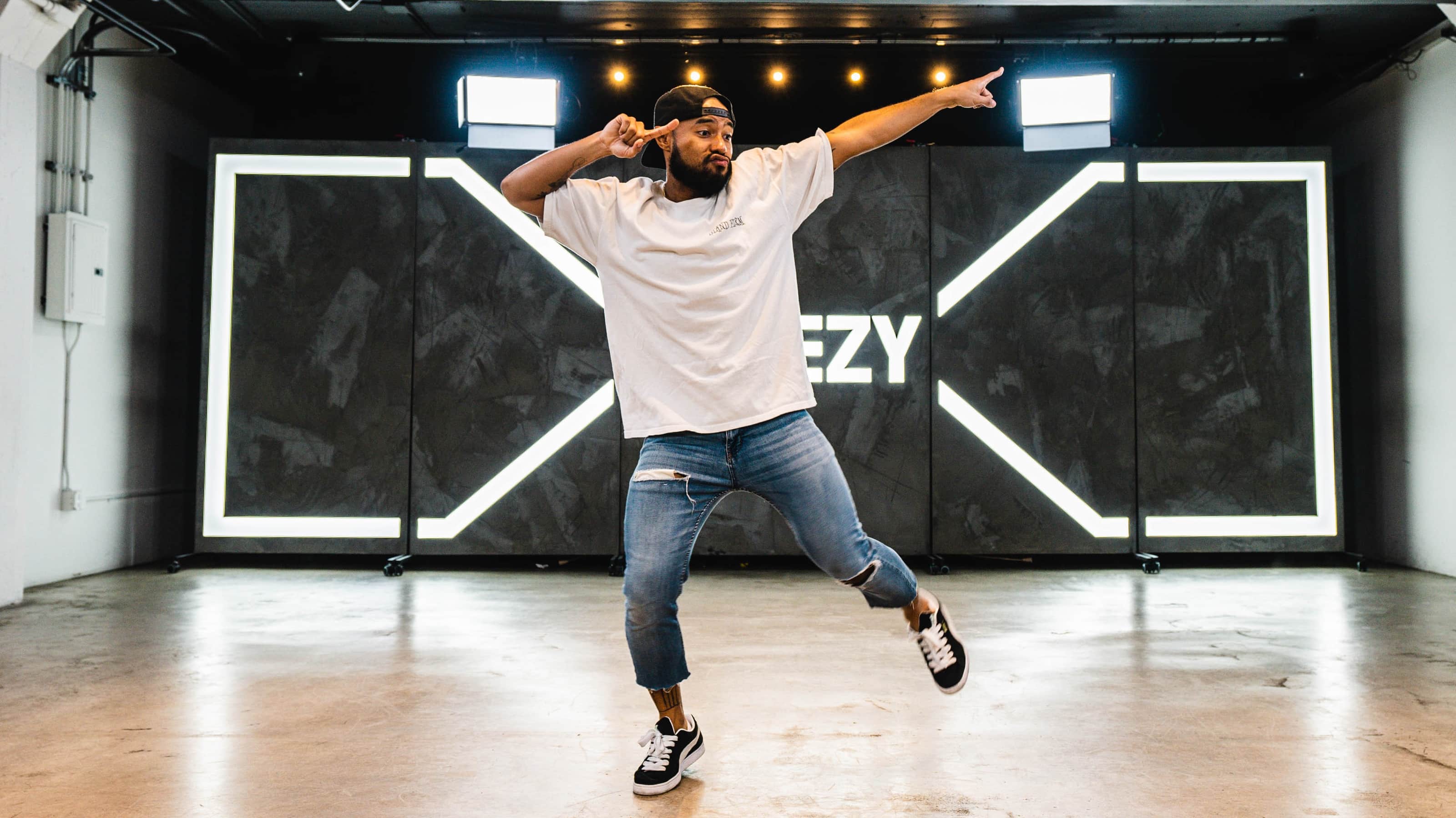 How To Do The Billy Bounce | Dance Tutorial | STEEZY Blog