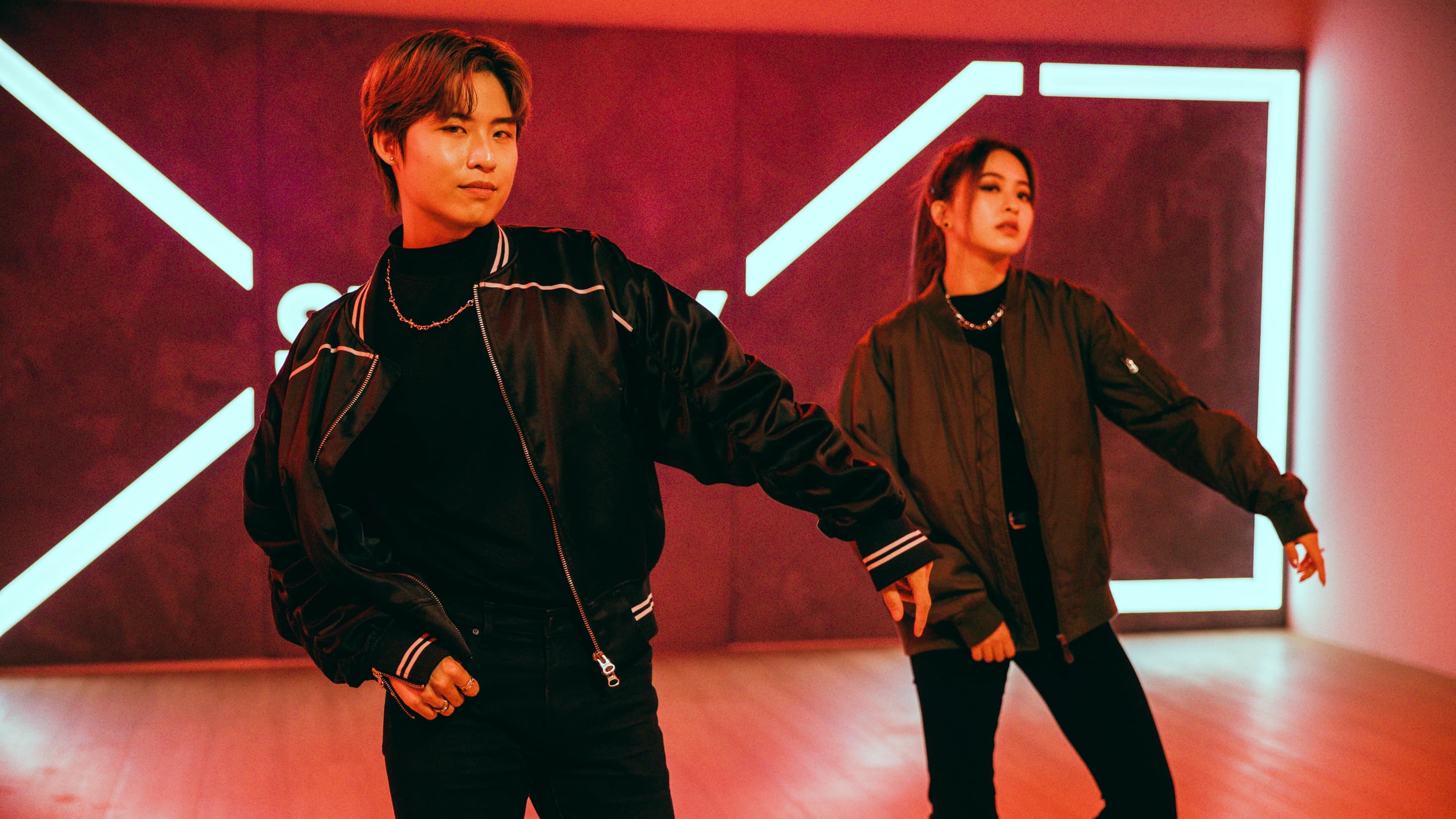 How To Do The Dance Move From "Mic Drop" by BTS | Dance Tutorial | STEEZY Blog