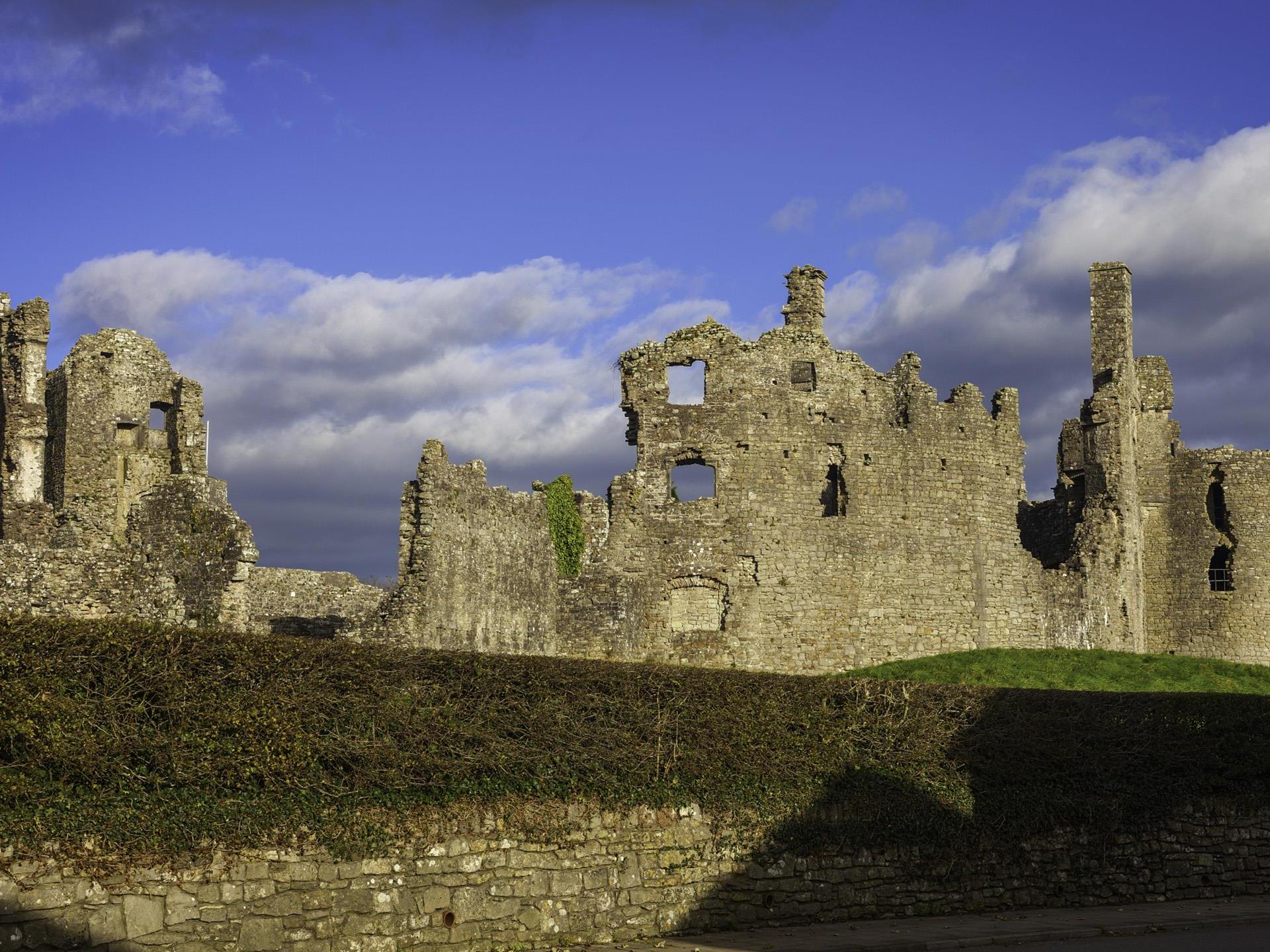 Visit Bridgend | Coity Castle (Cadw)
