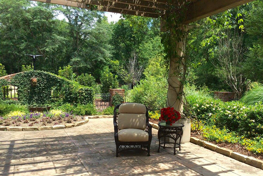 Staging Your Landscape | About Town