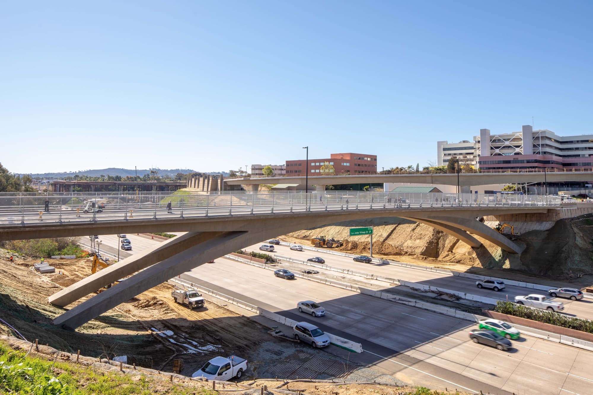 Gilman Drive Bridge over I-5 | moffatt & nichol