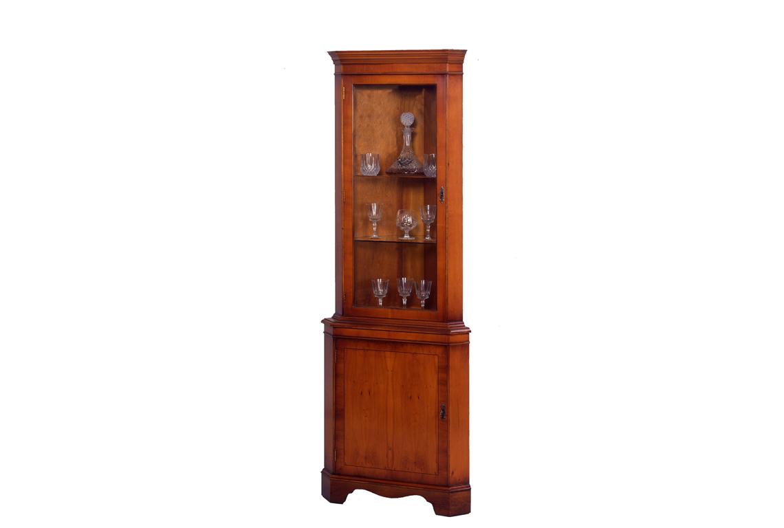 Single Corner Cabinet