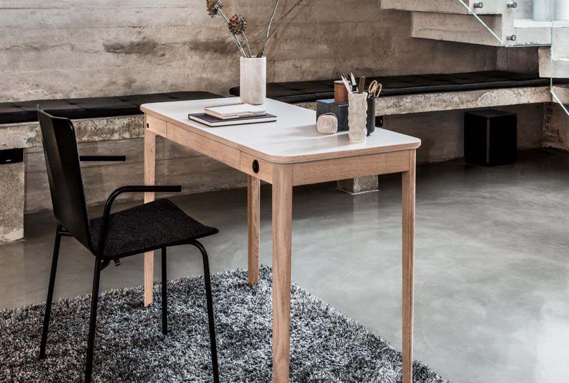 Skovby High Rise Table
