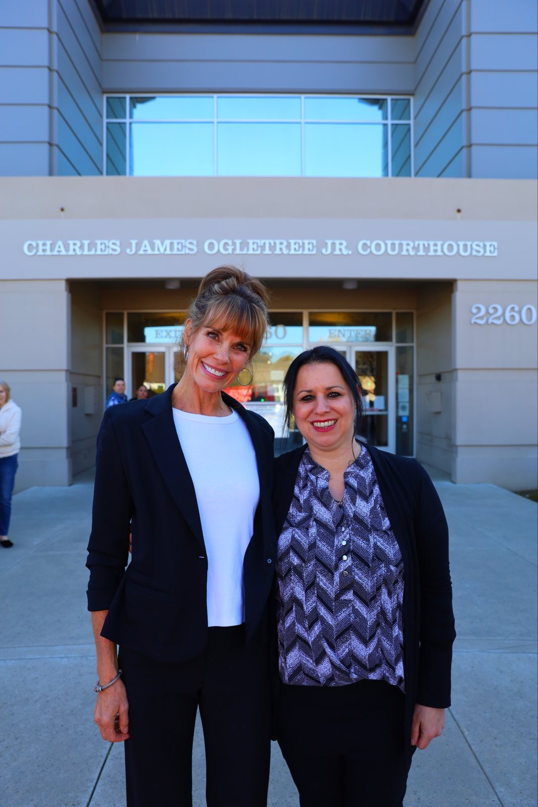 Trial Begins For ‘Baywatch’ Star Who Rescued Chickens Destined For ...