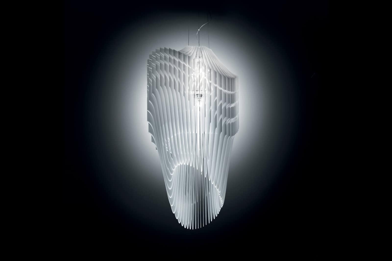 Zaha Hadid Design Avia Suspension Lamp ZHD x Slamp – GOOD FORM