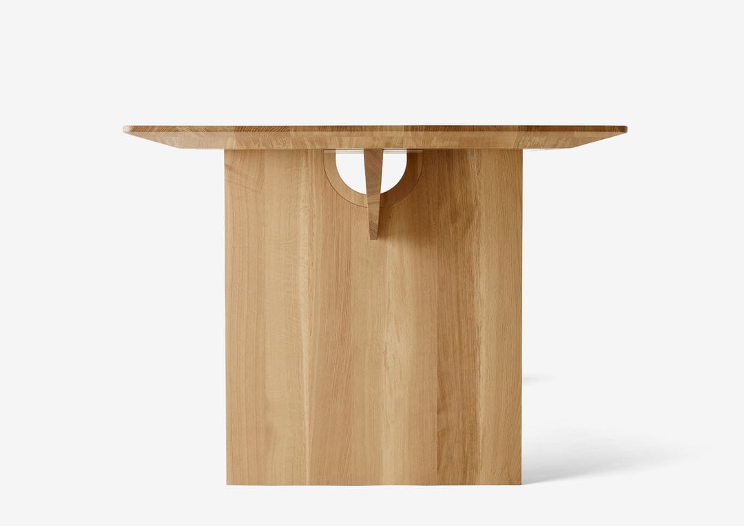 Karimoku Case Study N-DT01 Dining Table – GOOD FORM