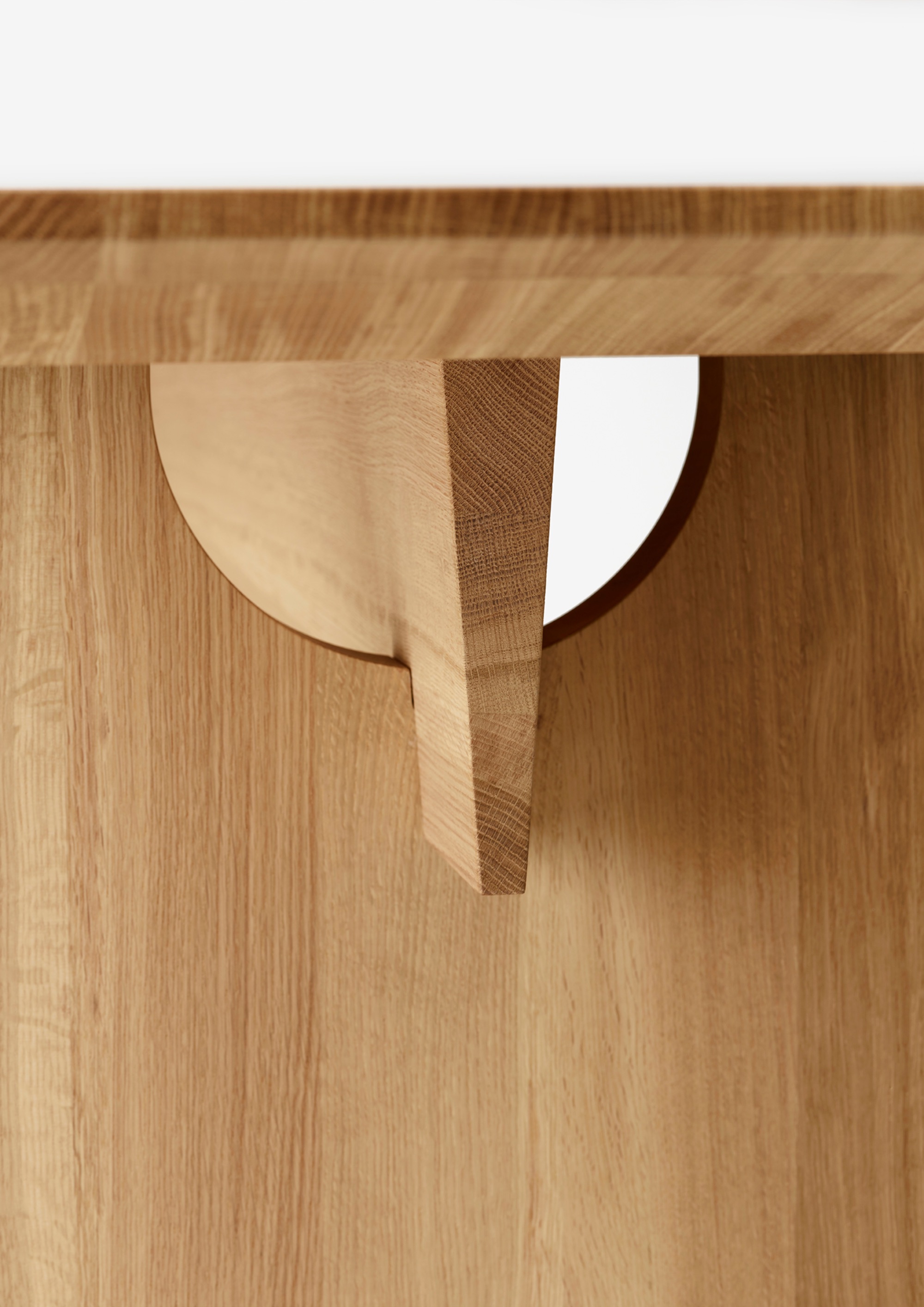 Karimoku Case Study N-DT01 Dining Table – GOOD FORM