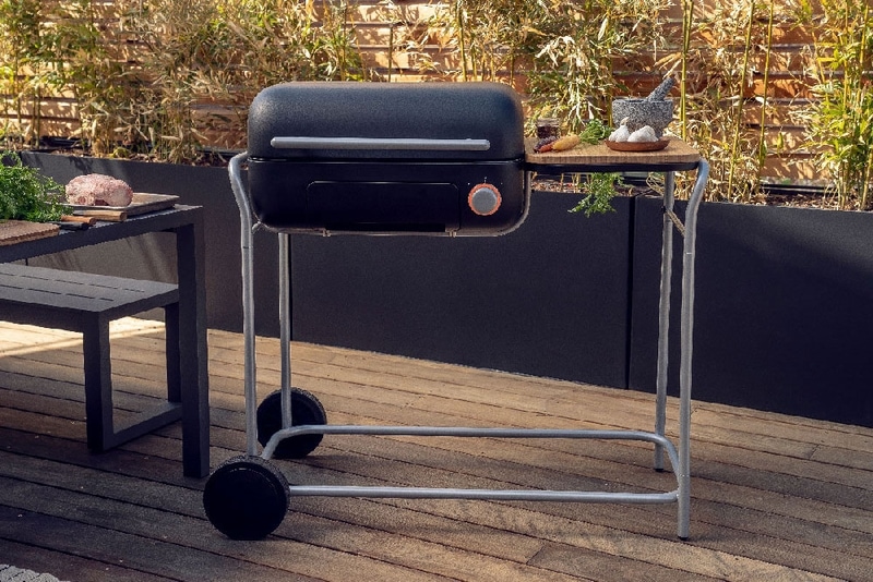 The Spark Grill Will Make You Fall in Love With Charcoal Grilling