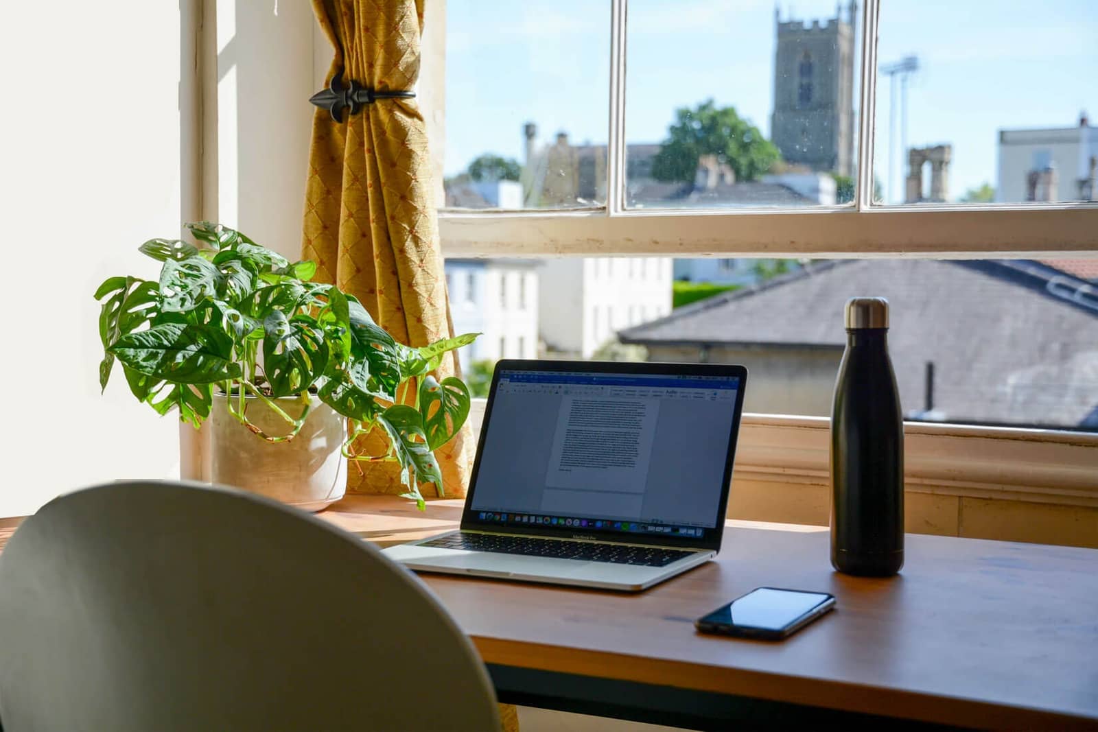 Direct-to-Consumer Office Furniture: The Best Home Office Desks, Chairs ...