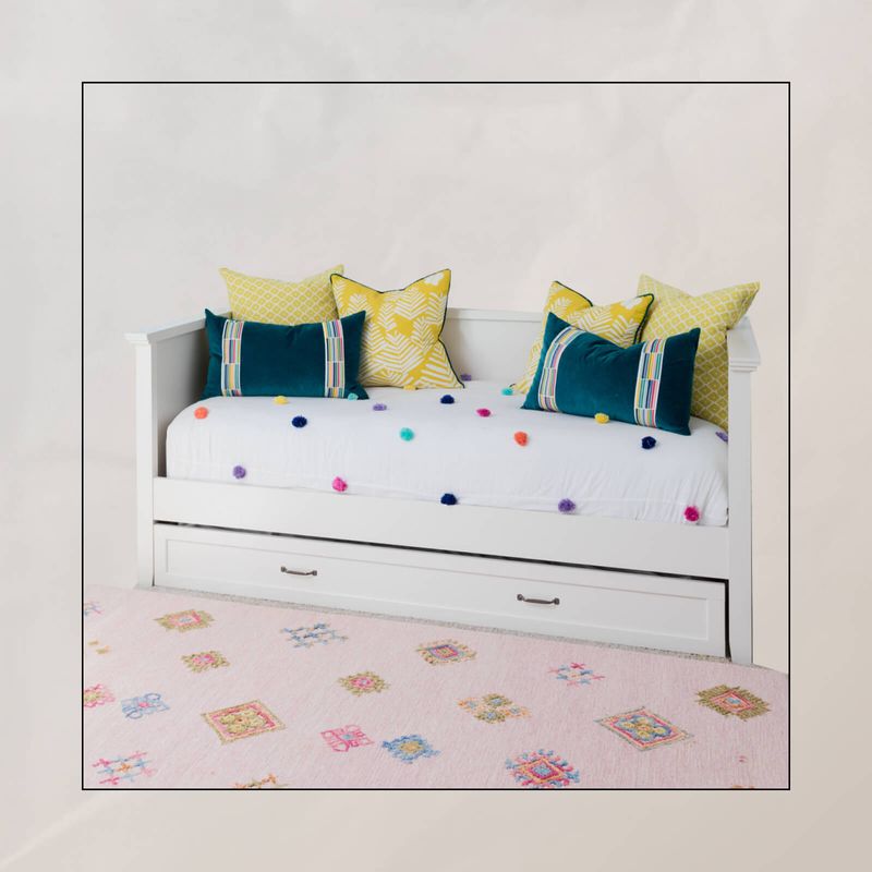 What is a Daybed? Plus, How to Use One at Home