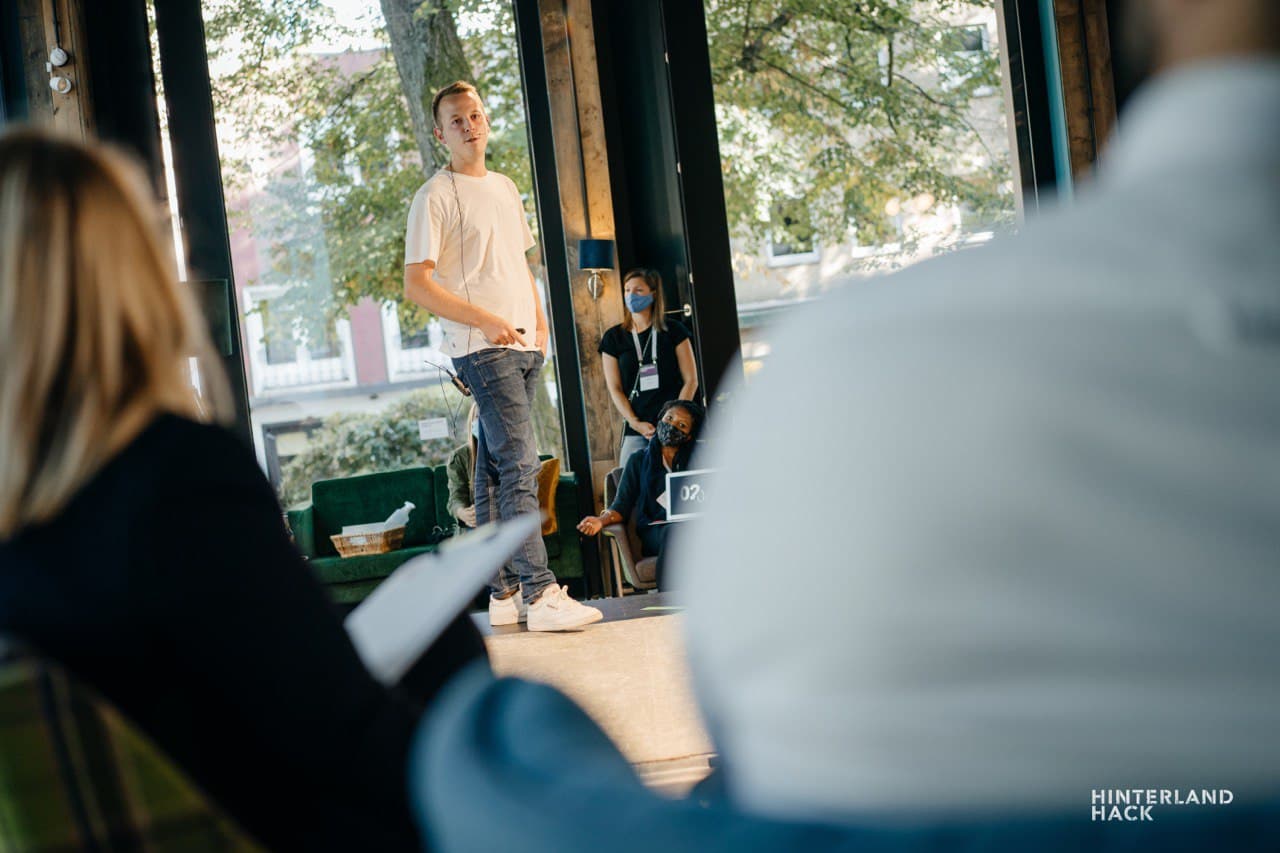 What Makes a Good Pitch? - BaseTemplates