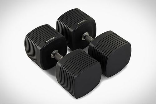 The Mirror Brings Tech to your Home Gym