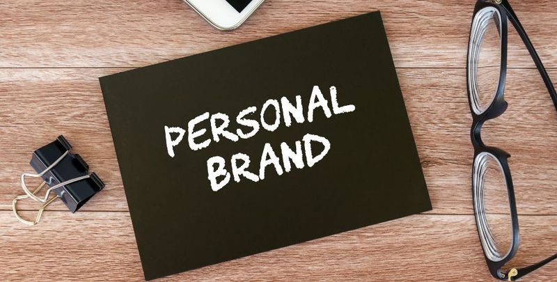 Contoh Personal Branding yang Memikat, Coba Adaptasikan Yuk!