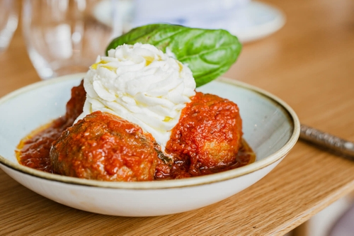 Midtown | Oretta | Toronto, ON