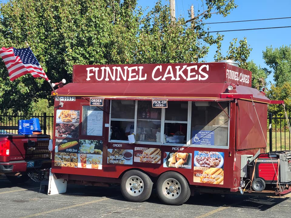 Lolli & Pops Funnel Cakes | Okie Food Trucks