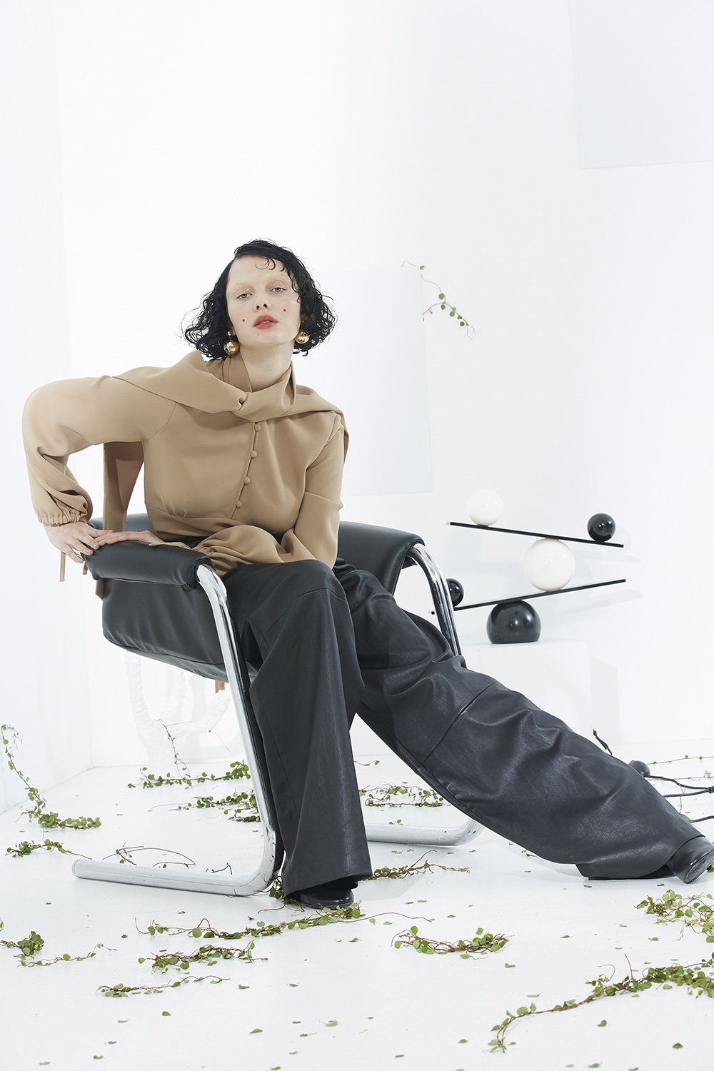 New romance, new-season with the wonderful Emma Boyd | Ensemble Magazine