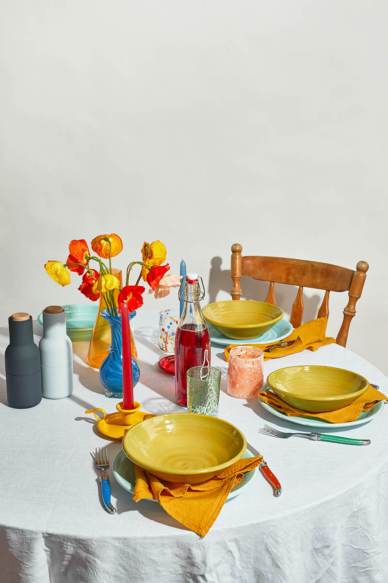 Four delightful table setting ideas, no matter your vibe | Ensemble ...