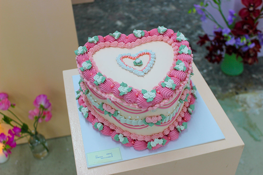 We threw a birthday party, with lots of cakes and fun | Ensemble Magazine