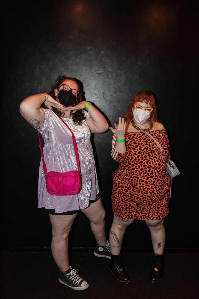 Girls to the front! What people wore to Bikini Kill's first NZ concert ...