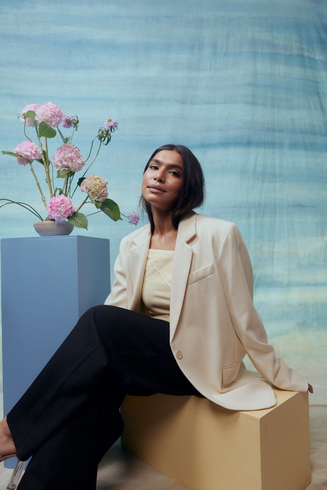 Inside a glamorous long lunch celebrating Muslim sisterhood | Ensemble ...