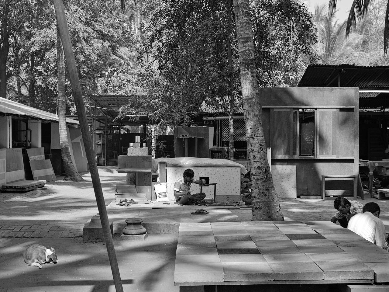 Studio Mumbai / Saat Rasta by Ariel Huber | ALPA Image Gallery