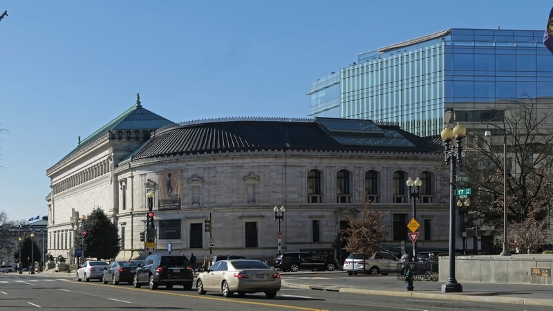 George Washington University (GW)