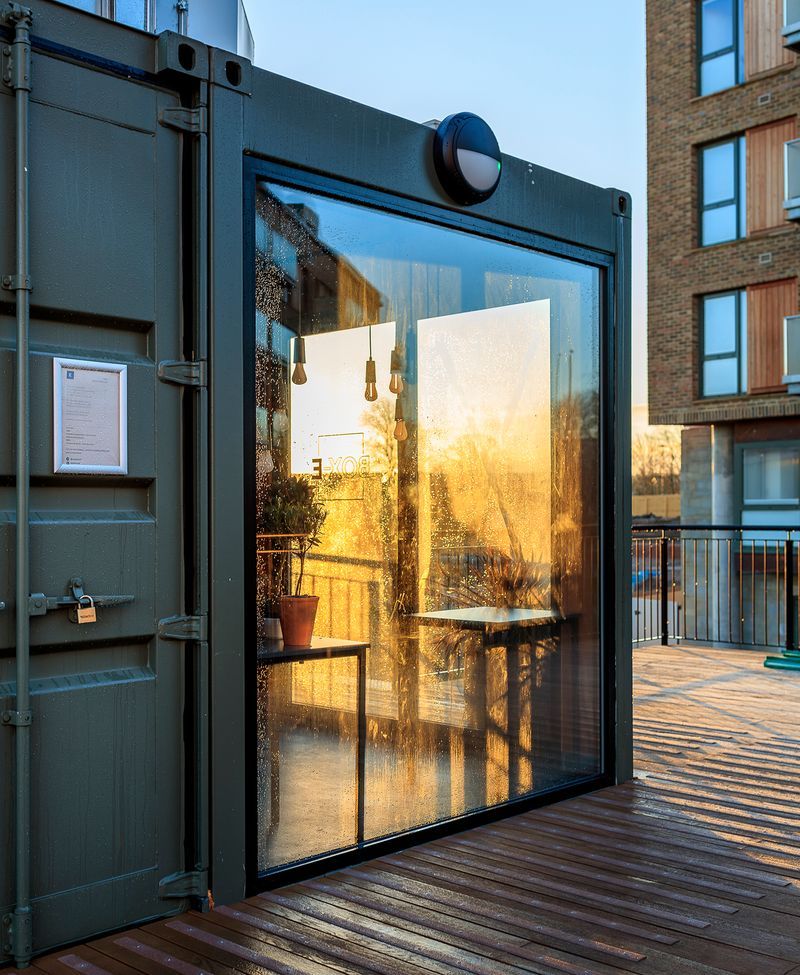 Optio BSC94 Inline Sliding Door System | AluK Customer Portal