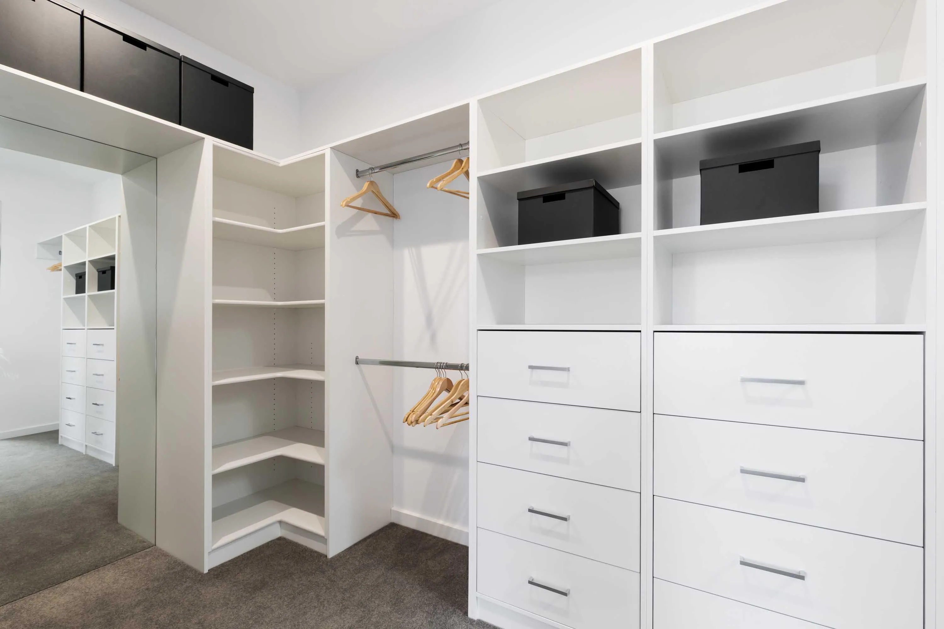 Built In Robes Whyalla | Build In Wardrobe Installations Whyalla