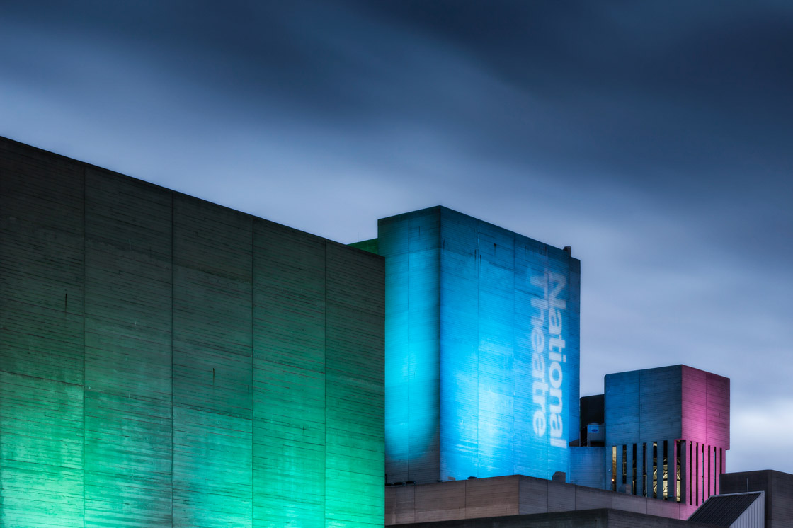 Focus: VIDEO: How to create a diffuse glow effect in Adobe Photoshop