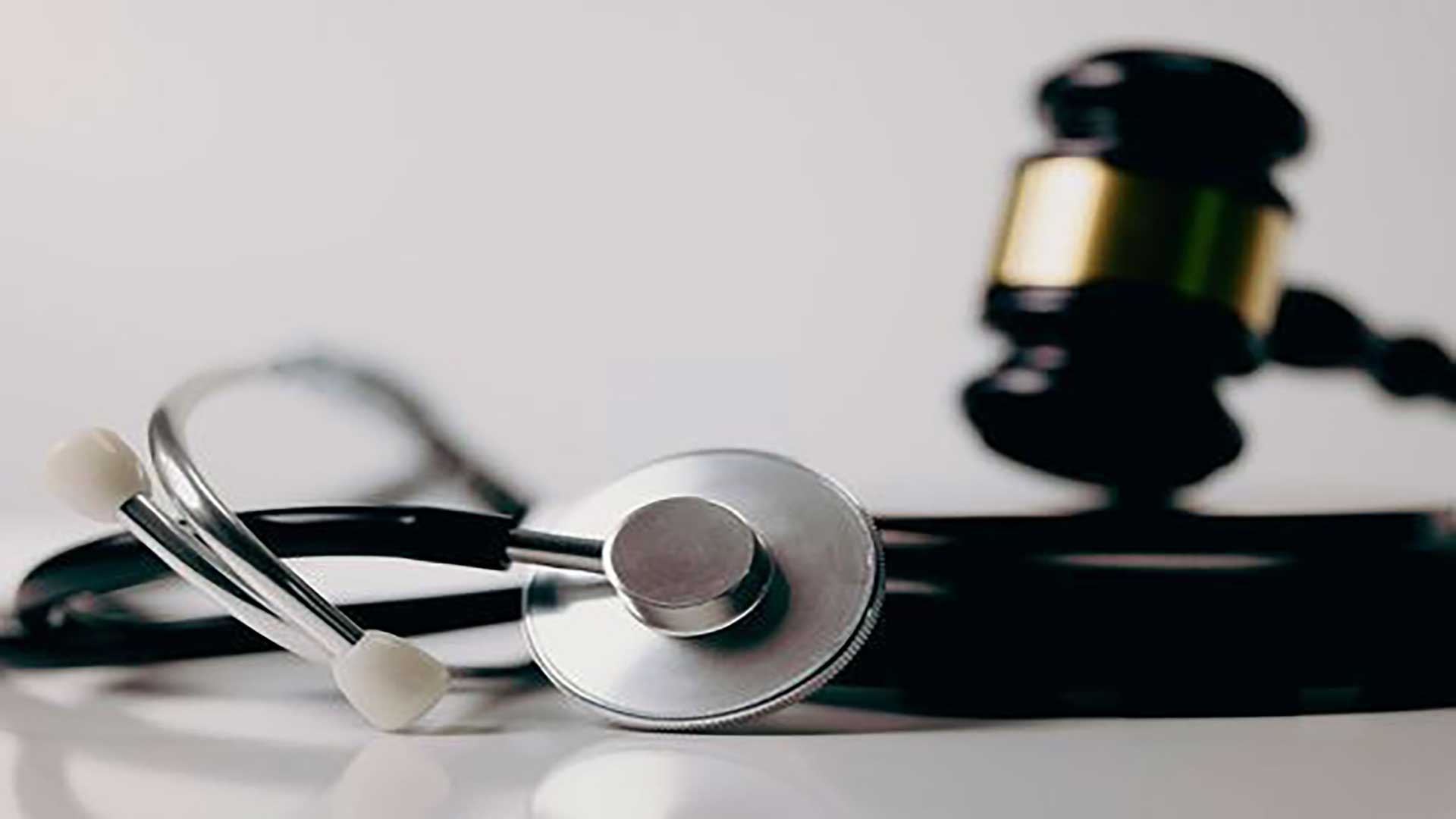 Conheça os direitos e deveres do médico residente
