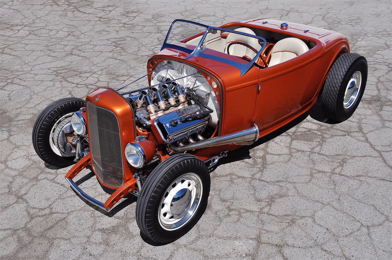 ’32 Ford Hemi Roadster