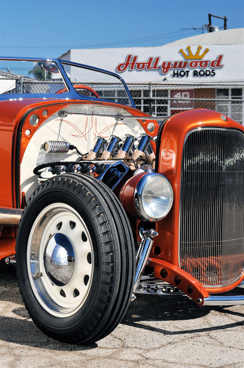 ’32 Ford Hemi Roadster