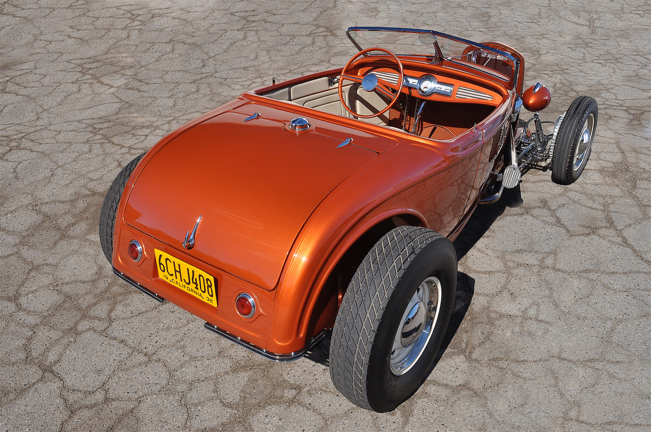 ’32 Ford Hemi Roadster